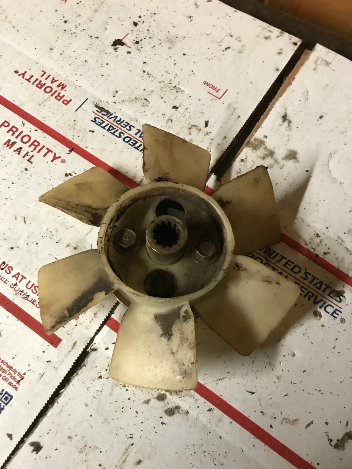 Ford GT 85 95 Kohler M18 M20 Drive Shaft Boss #SBA408450031 And Fan # ...