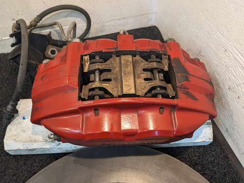 13-20 370Z 4 PISTON RED AKEBONO FRONT BRAKE CALIPERS W/ ROTORS LEFT AND ...