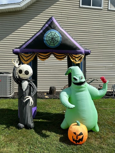 9’ Tall Nightmare Before Christmas Airblown Inflatable Jack & Oogie ...