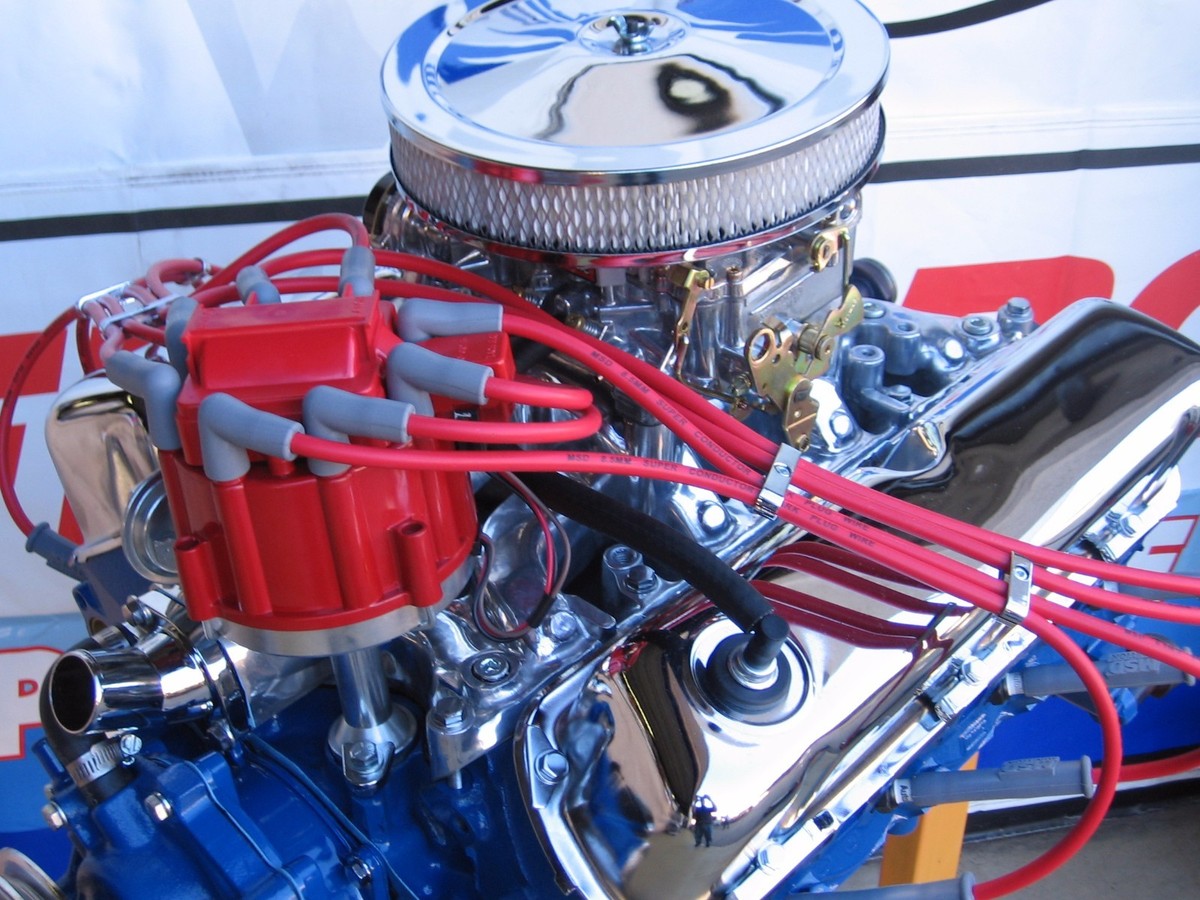 Injected Ford 302 Crate Engine