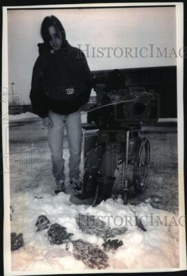 1993 Press Photo Eric Renner and Steve Gonnering Ice Fishing For Winter ...