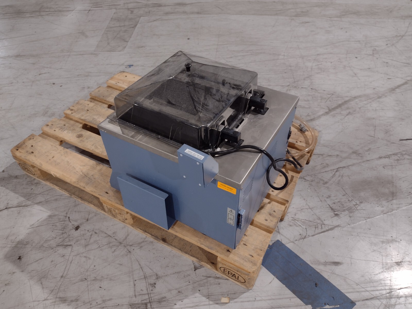 Helmer DH8 Ver A Quick Thaw Plasma Thawing System with DT1 Digital ...