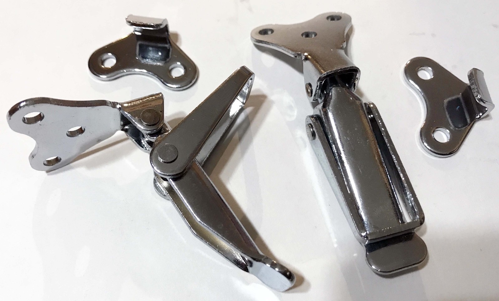 Classic Mini New Spring Loaded Overcenter Clips | eBay