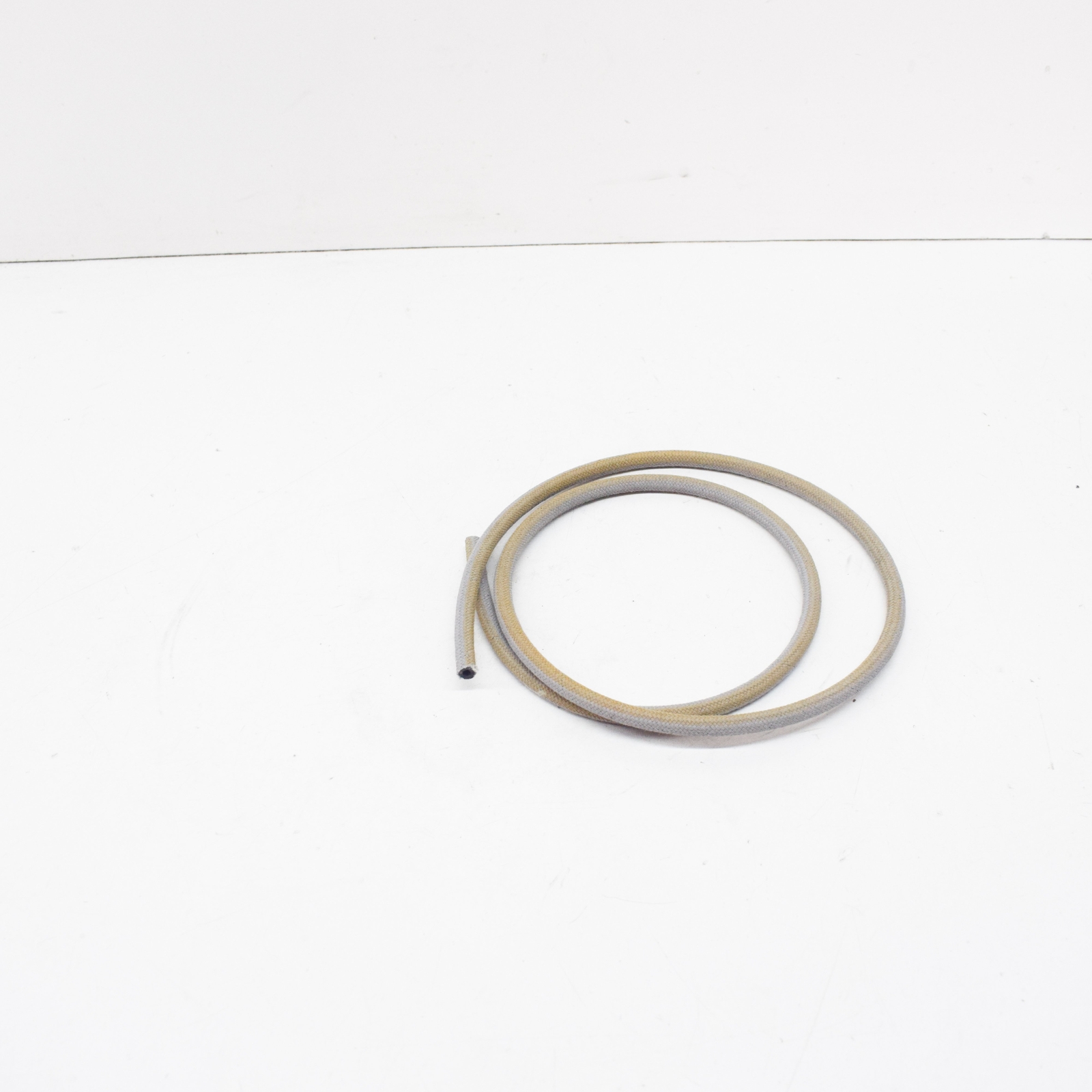 MERCEDES-BENZ E W210 Kraftstoffschlauch A6050780581 NEU | eBay.de