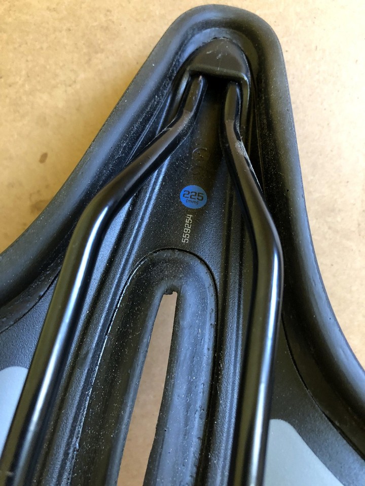 Bontrager Boulevard Bicycle Saddle Seat Cut Out 225mm Black Take Off ...