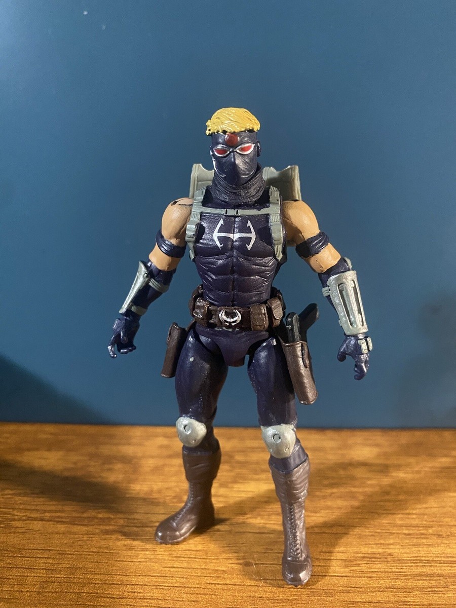 Marvel Ultimate Hawkeye 3.75” Marvel Avengers Hawkeye Sealed Action