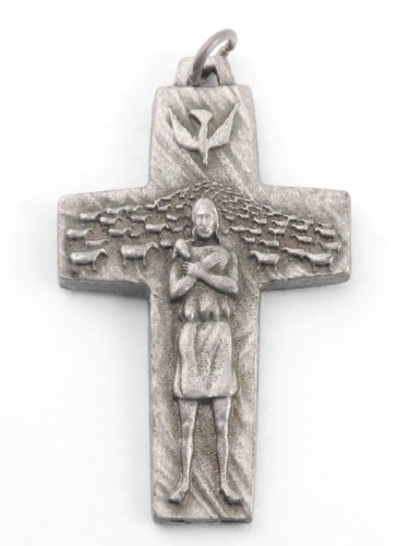 VENERARY CHRIST - POPE FRANCIS - PAPAL CROSS MEDAL PENDANT - Made in ...