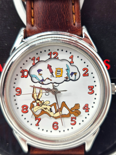 Acme Warner Bros. Watch Collection Wile E. Coyote & Road Runner Watch ...
