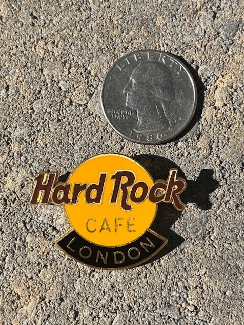 VINTAGE HARD ROCK CAFE LONDON LOGO PIN BY FC PARRY | eBay