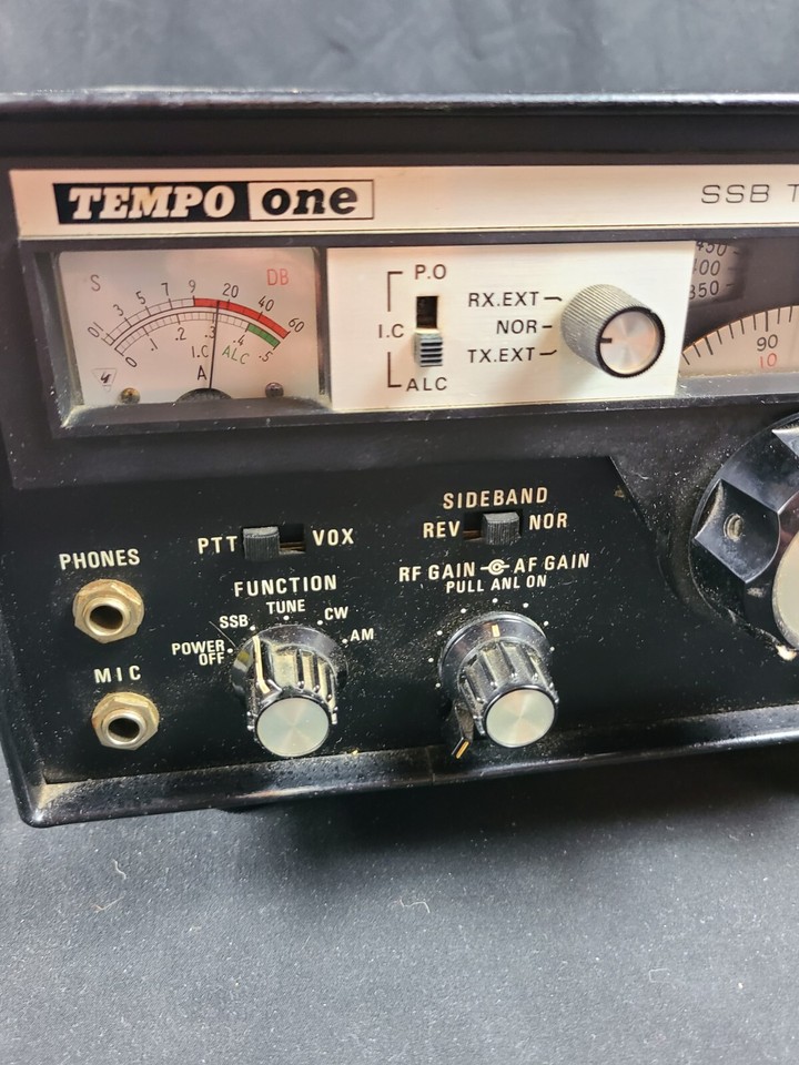 Henry Radio Tempo One Ham Transceiver FT-200 & FP-200 Power Supply ...