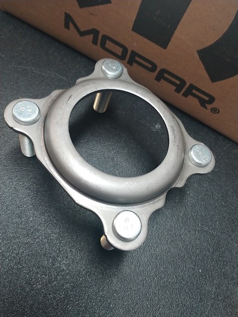 Drive Axle Shaft Seal Mopar 68008523AA fits 07-18 Jeep Wrangler for ...