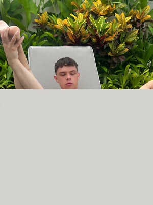 [Z548] Handsome Hunky Male Cute Model Showing Off Full Body And Muscles ...