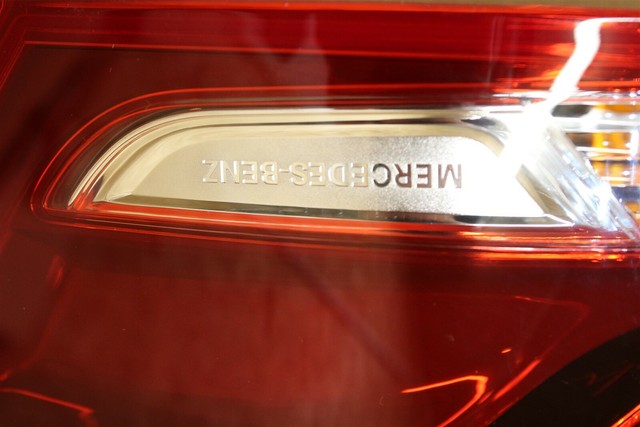 OEM Mercedes-Benz Glk-class X204 Rear Right Taillight A2049065903 ...