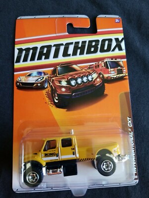 2010 Matchbox INTERNATIONAL CXT Yellow 47/100 GREAT CARD Construction ...