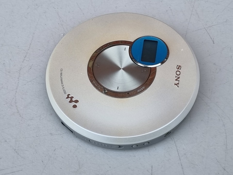 Sony D-EJ250 Silver Personal CD CD-R CD-RW Digital Mega Bass Walkman ...