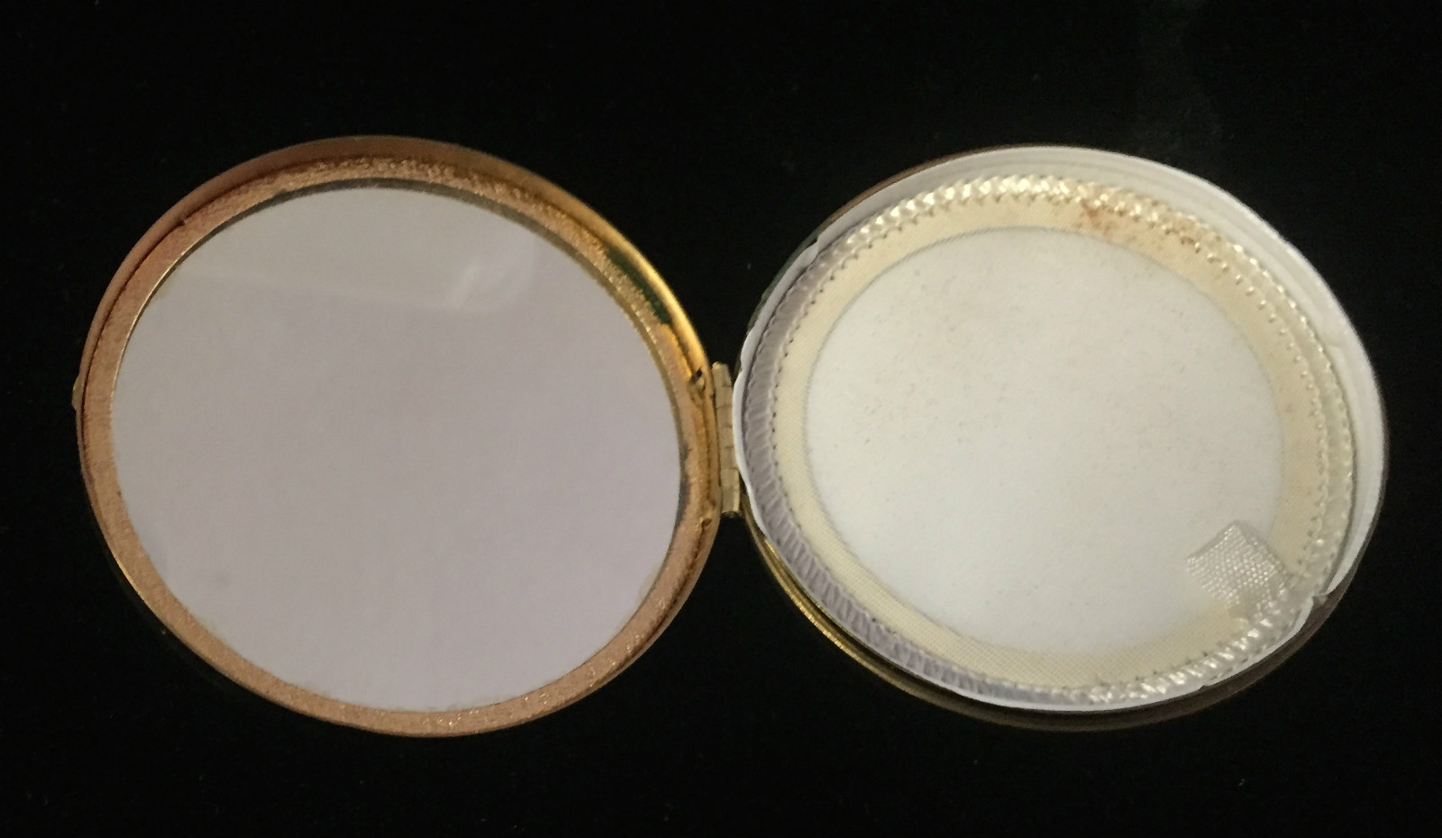 Vintage Patrys French Limoges Powder Compact | eBay