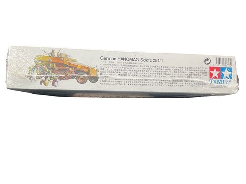 Tamiya 35020 1/35 Scale Military Model Kit German Hanomag Sd.kfz 251/1 ...