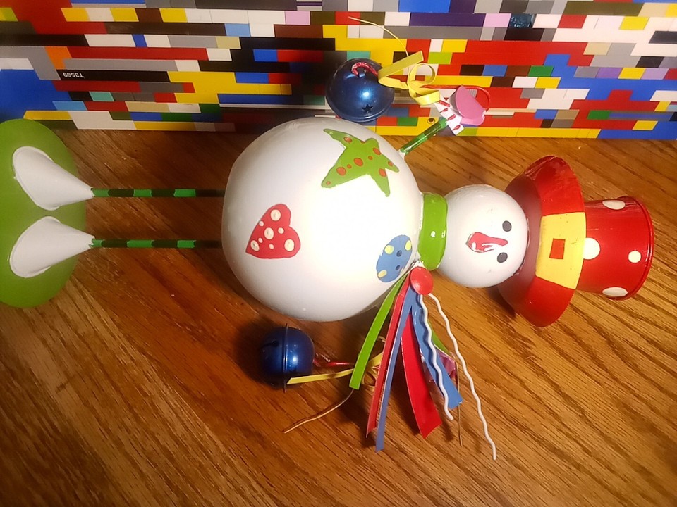 Funny Wibble Wobble Bobble Body Metal Art Christmas Snowman with Bells ...