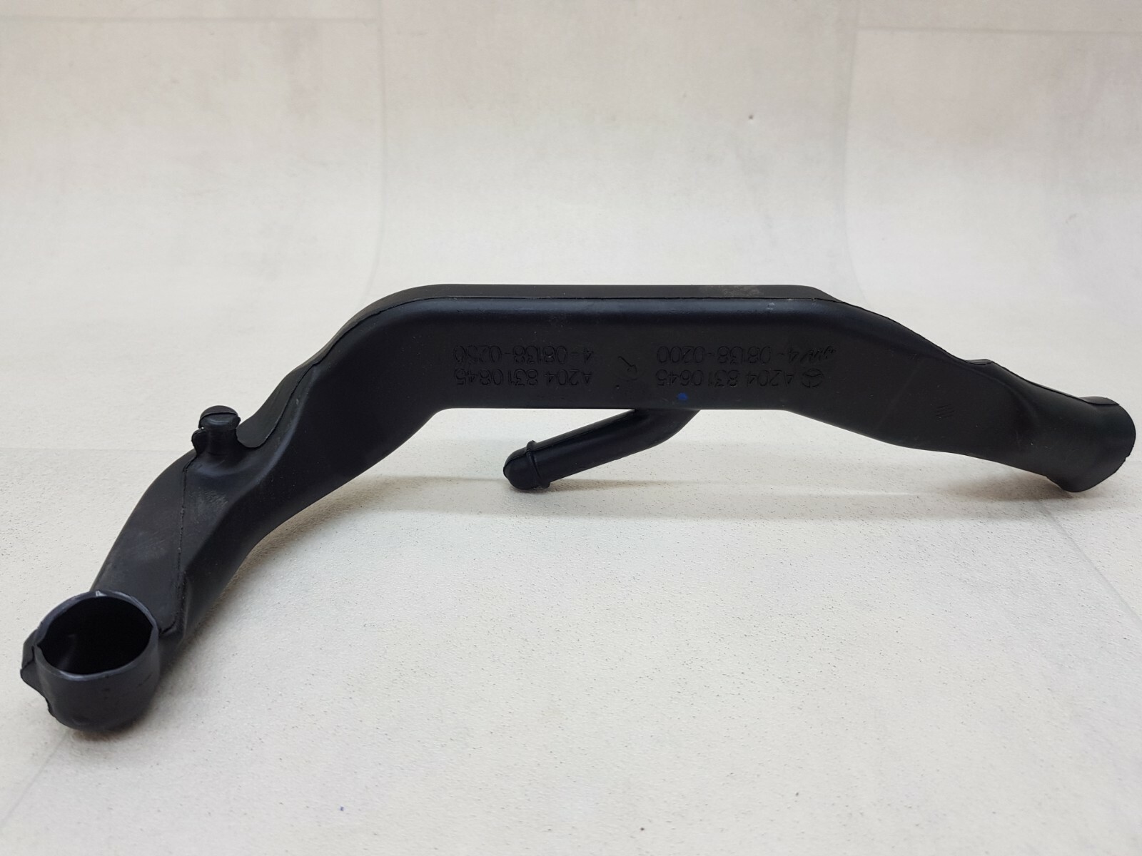 MERCEDES BENZ C250 W204 11-15 AIR DUCT PIPE A2048310645 | eBay