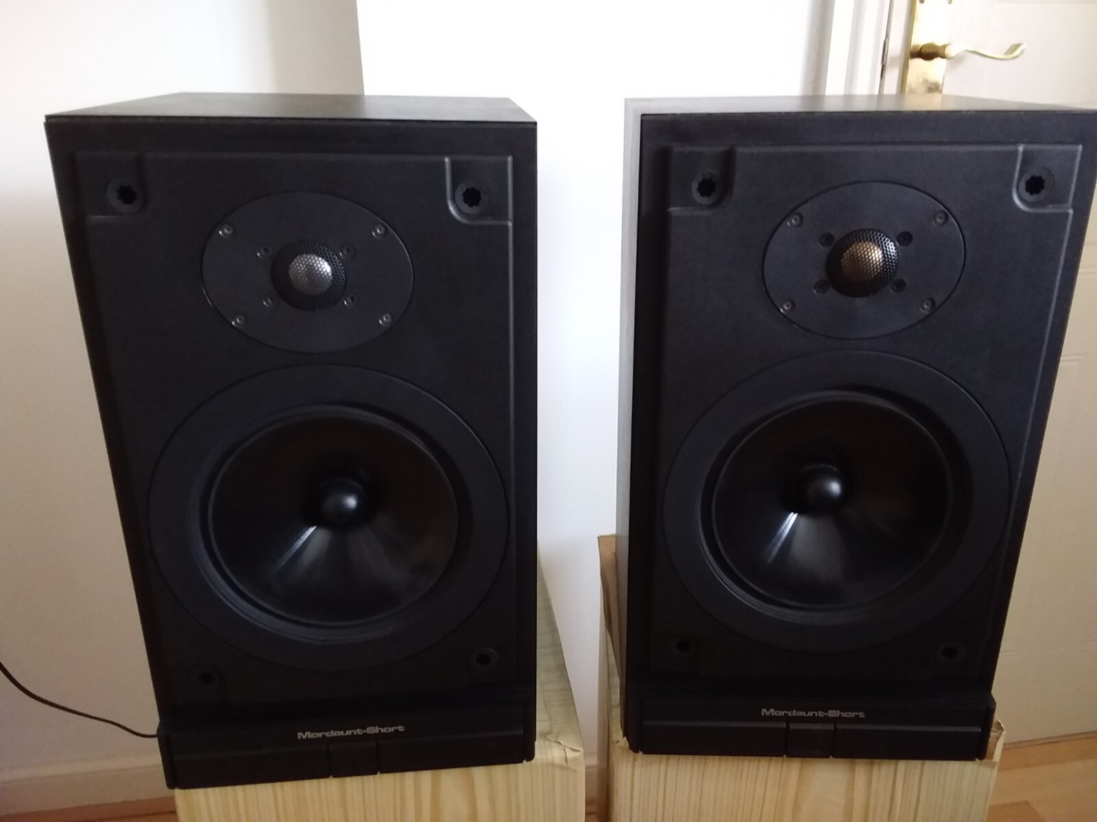 Mordaunt Short MS30 bookshelf loudspeakers black ash in original boxes ...