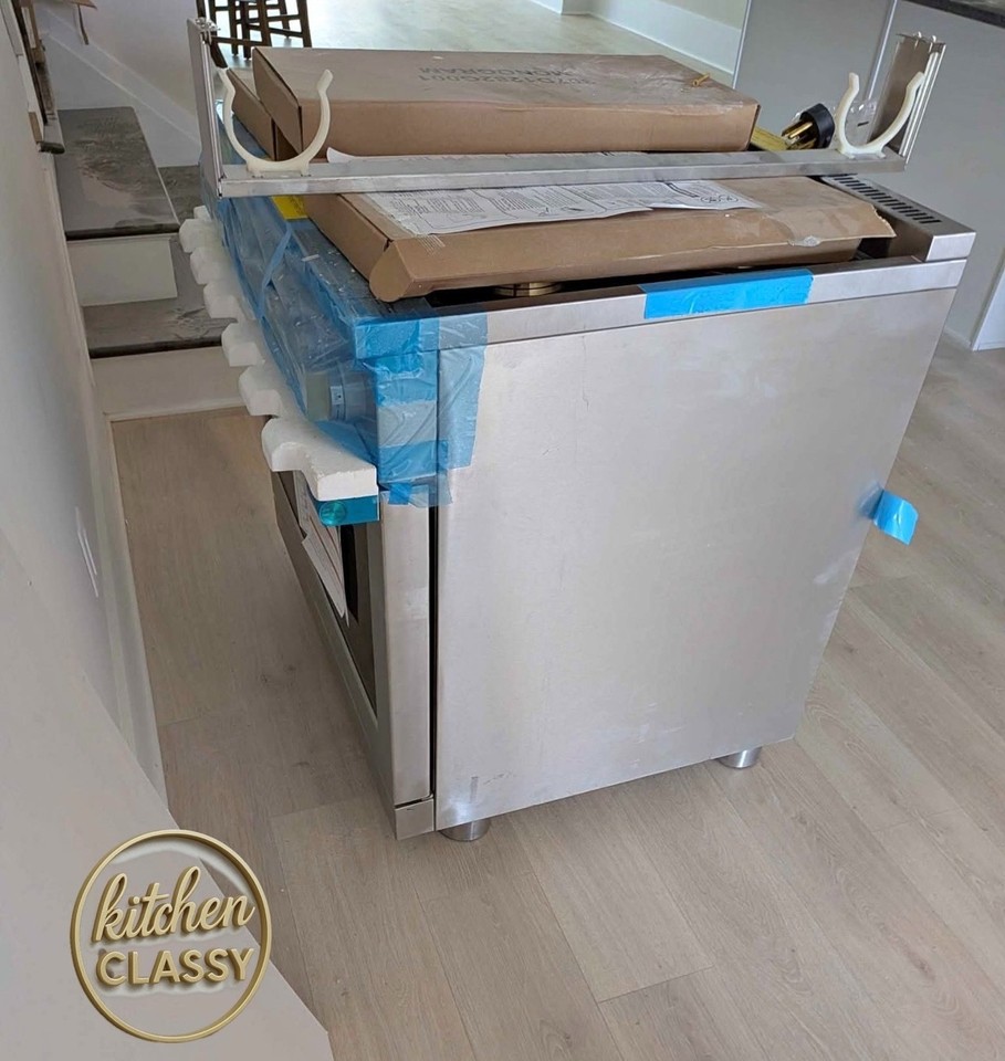 New Monogram Range 36” Dual Fuel (240V), 6 burners, model ZDP366NTSS ...