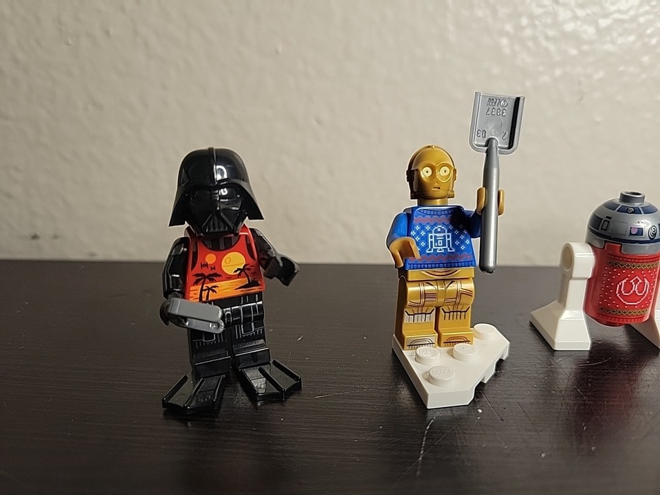 Lego Star Wars Lot Of 4 Minifigures Luke Skywalker Hoth R2D2 C3P0 Darth ...