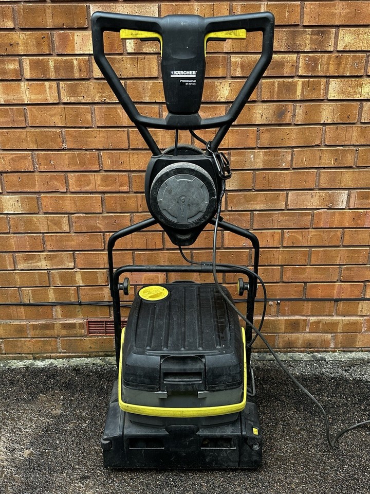 Karcher BR 40/10 Hard Floor Scrubber Dryer - Workshop Cleaner - Karcher ...