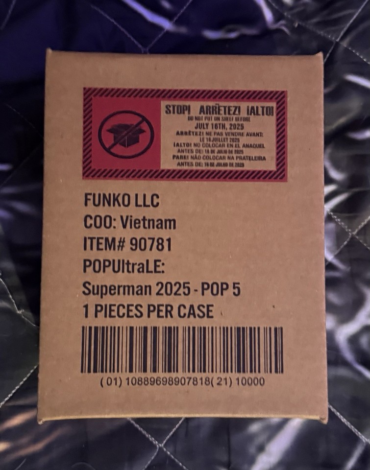 NEW FUNKO POP! HAWKGIRL #579 5000 PC DC SUPERMAN ULTRA EXCLUSIVE *SHIPS ...