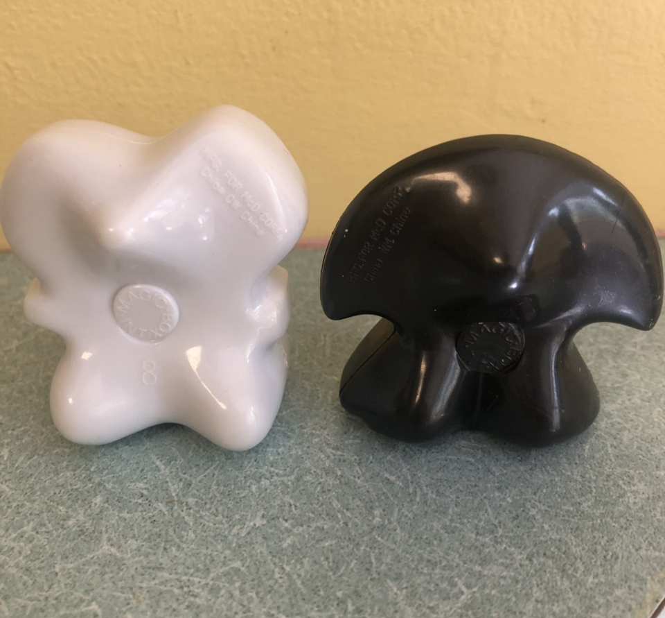 McDonald's 2000 Crazy Bones Halloween RASKULL SKULL and Black Dracula ...