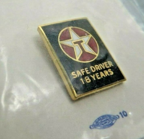 18 YEARS TEXACO GAS & OIL SEMI DRIVER SAFE DRIVING AWARD LAPEL PIN GOLD ...