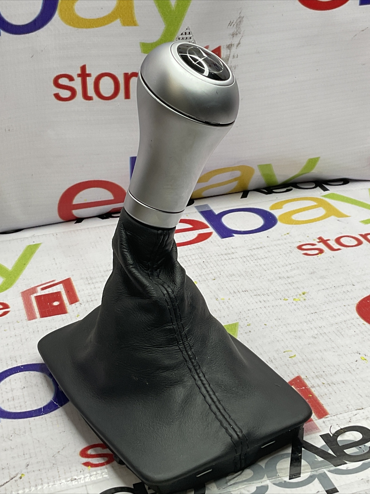 08-012 Mercedes W204 C300 C350 C250 Sport Gear Shift Knob Boot Black ...
