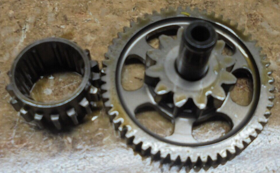 2016 Yamaha YZFR3 YZF R3 YZFR 300 R300 Engine Starter Gear Idler Shaft ...