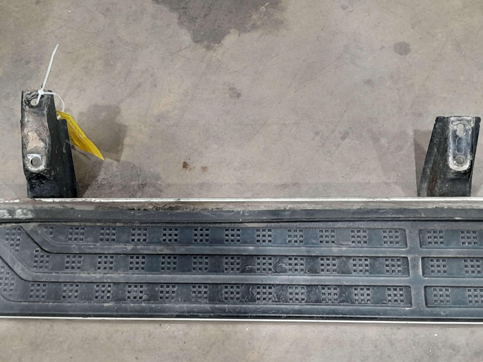 08 - 22 Toyota Sequoia Running Board Assembly LH Driver Side - Gold 4Q2 ...