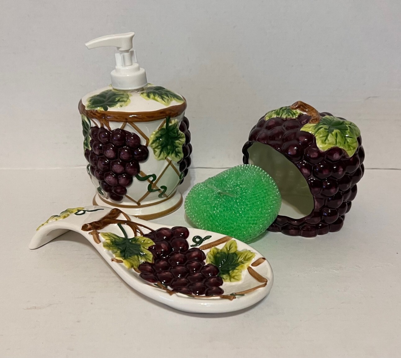 Grape countertop Set - Soap Dispenser, Scouring Pad Holder & Spoon rest ...