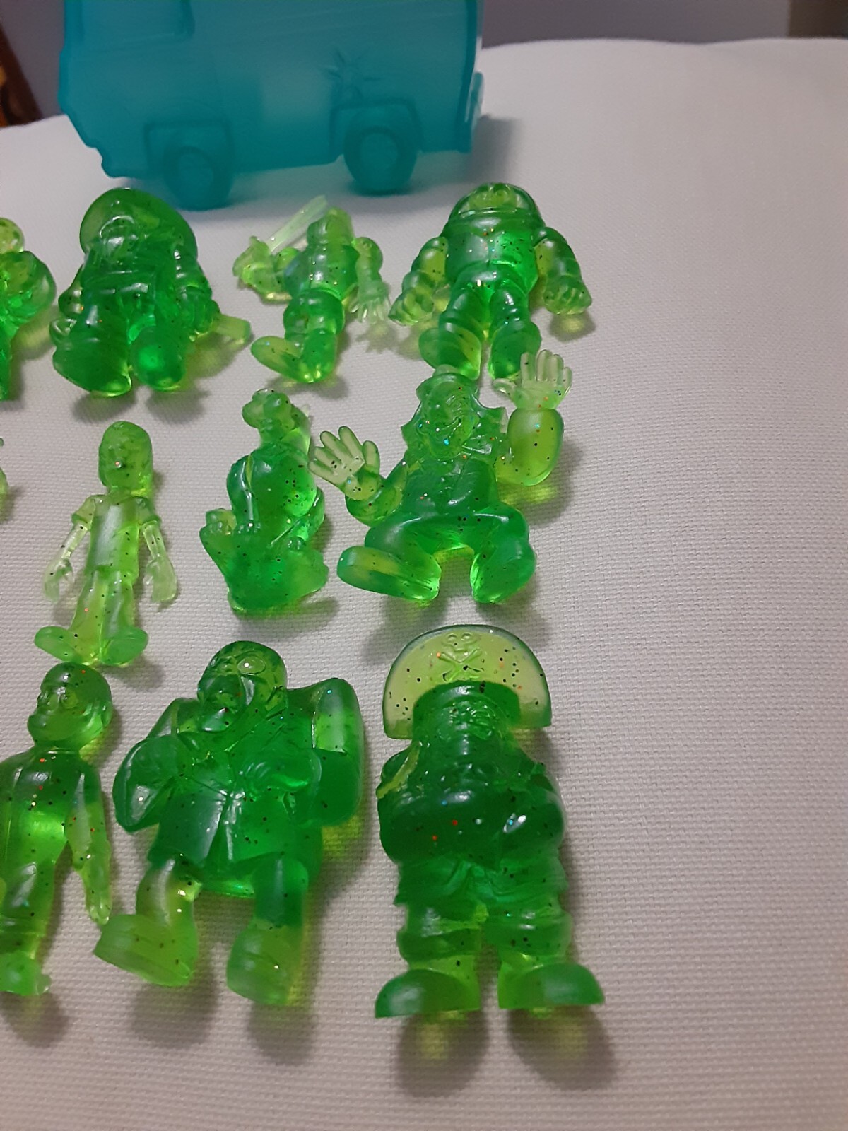 Scooby-Doo Tiny Mights Complete Glitter Green Set Of 12 Mini Figures ...