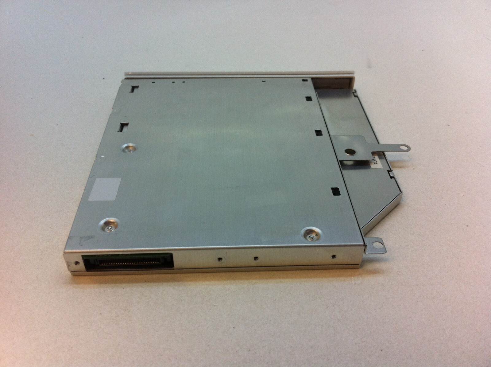 Apple iBook G3 A1005 2002 Original White CRN-8245B SCR-242 CD-ROM 678 ...