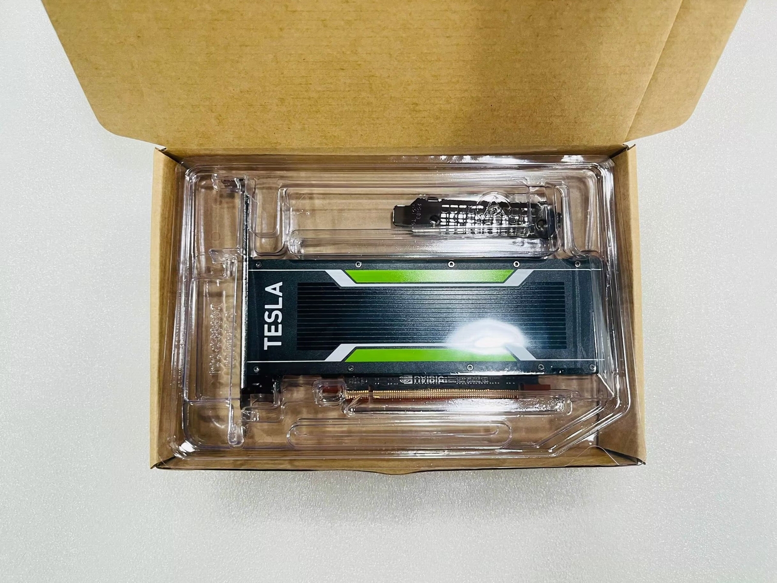 NVIDIA Tesla P4 GPU 8GB GDDR5 GPU Graphics Accelerator 900-2G414-0300 ...