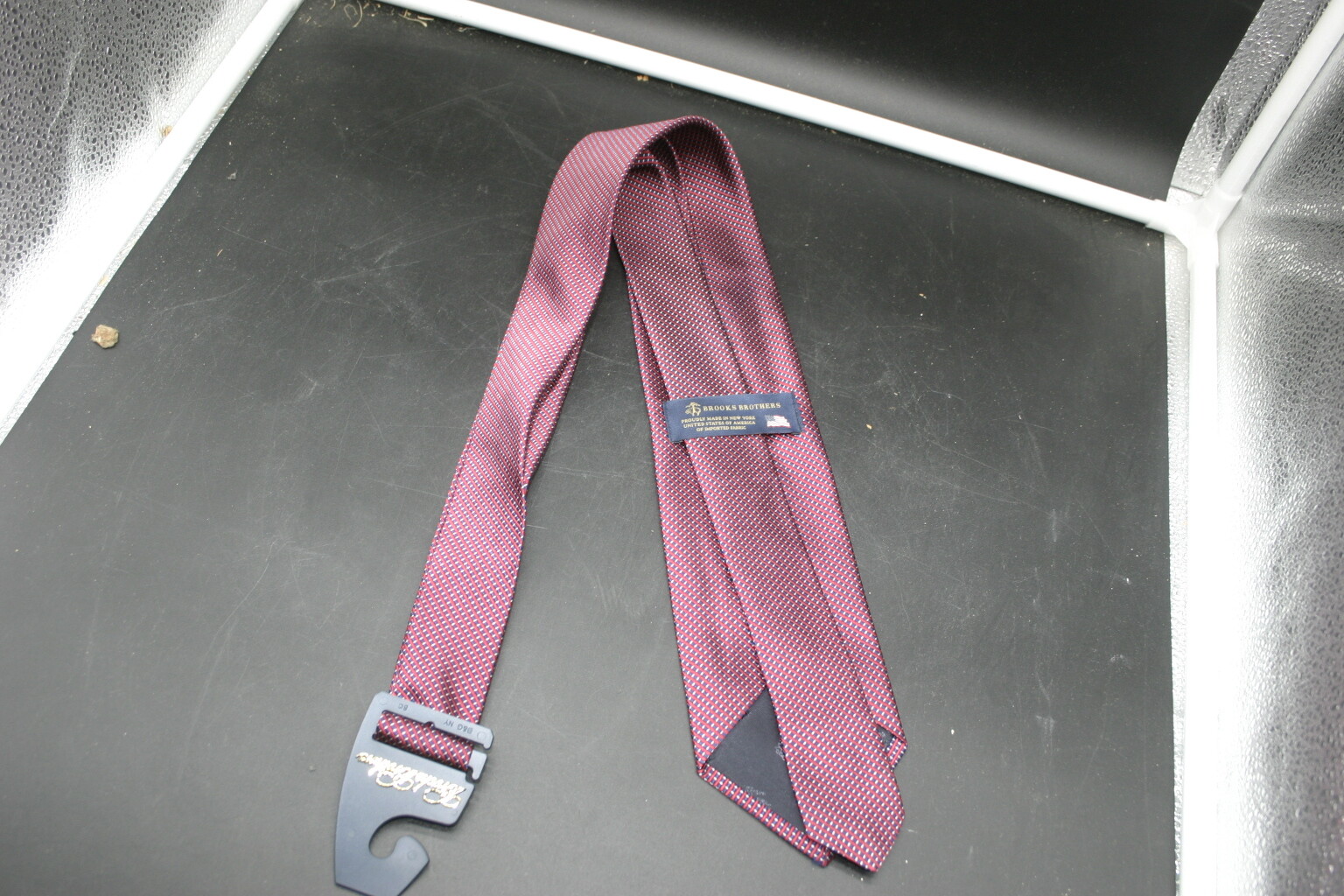 BROOKS BROTHERS Silk Tie Red Geometric Chain Made USA 58" x 3.25" New ...