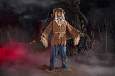 6 ft. Animated Motion Sensor Spooky Halloween LED Light Snapping ...