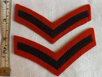 A Military Pair Of Red Lance-corporal Chevrons / Strips Cloth Rank ...
