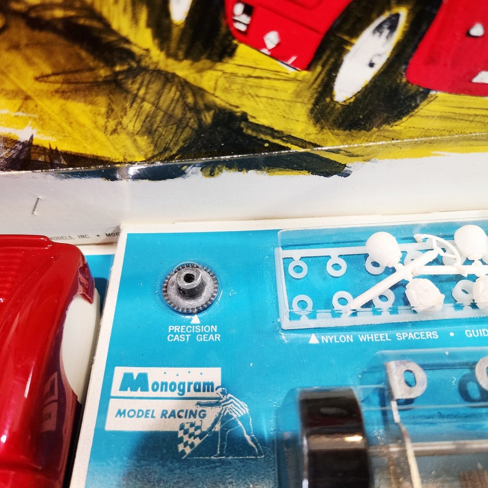 Monogram FERRARI 330/P2 & FORD GT 1:24 Slot Car Kit w/ Box-Papers ...