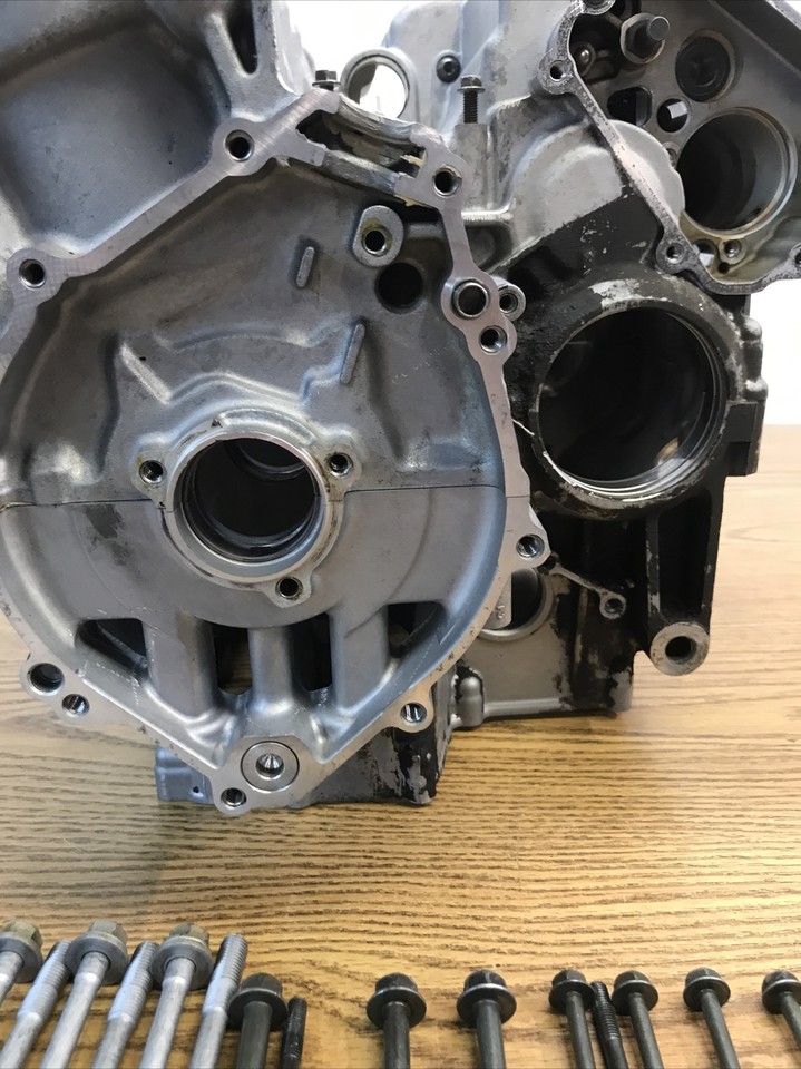 YAMAHA YZFR1 R1 2002-2003 CRANKCASE PART # 5PW-15100-00-00 | eBay
