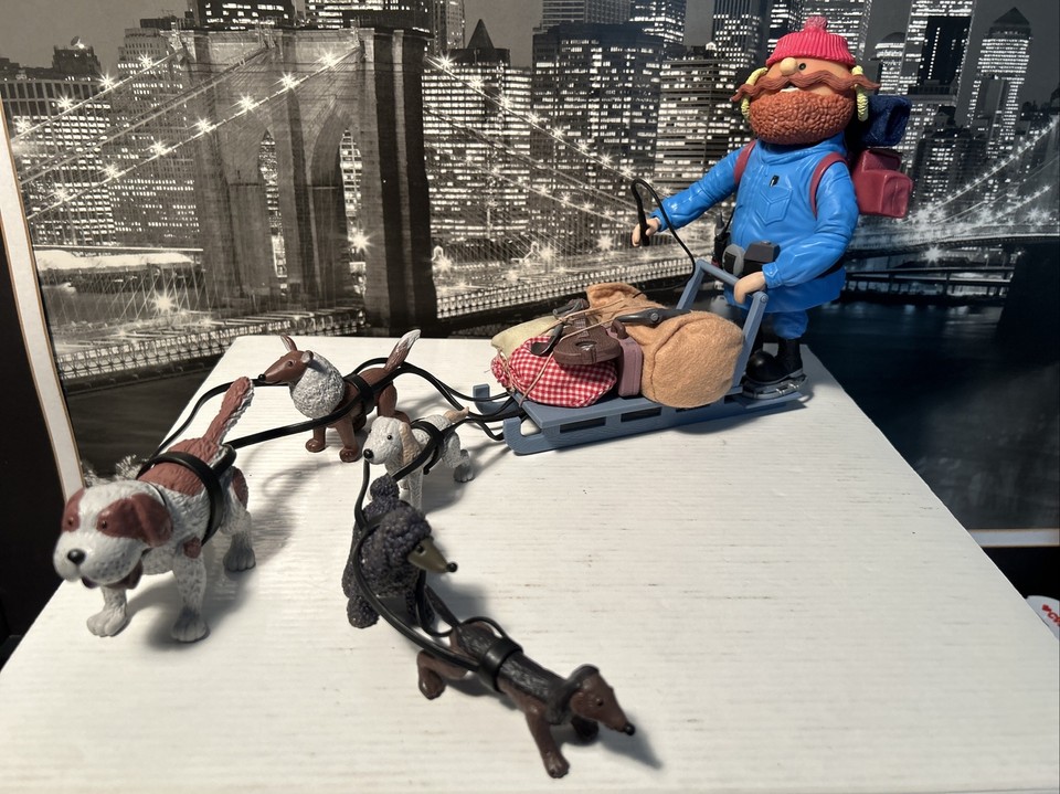Rudolph The Island Of Misfit Toys Yukon Cornelius Sled & Dog Team ...