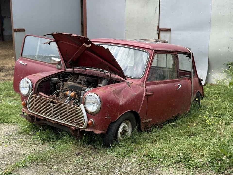 Classic Mini Mk2 1969 With V5 Barn Find Project | eBay UK