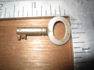 1900-1950 - Antique Steamer Trunk Key Eagle Lock