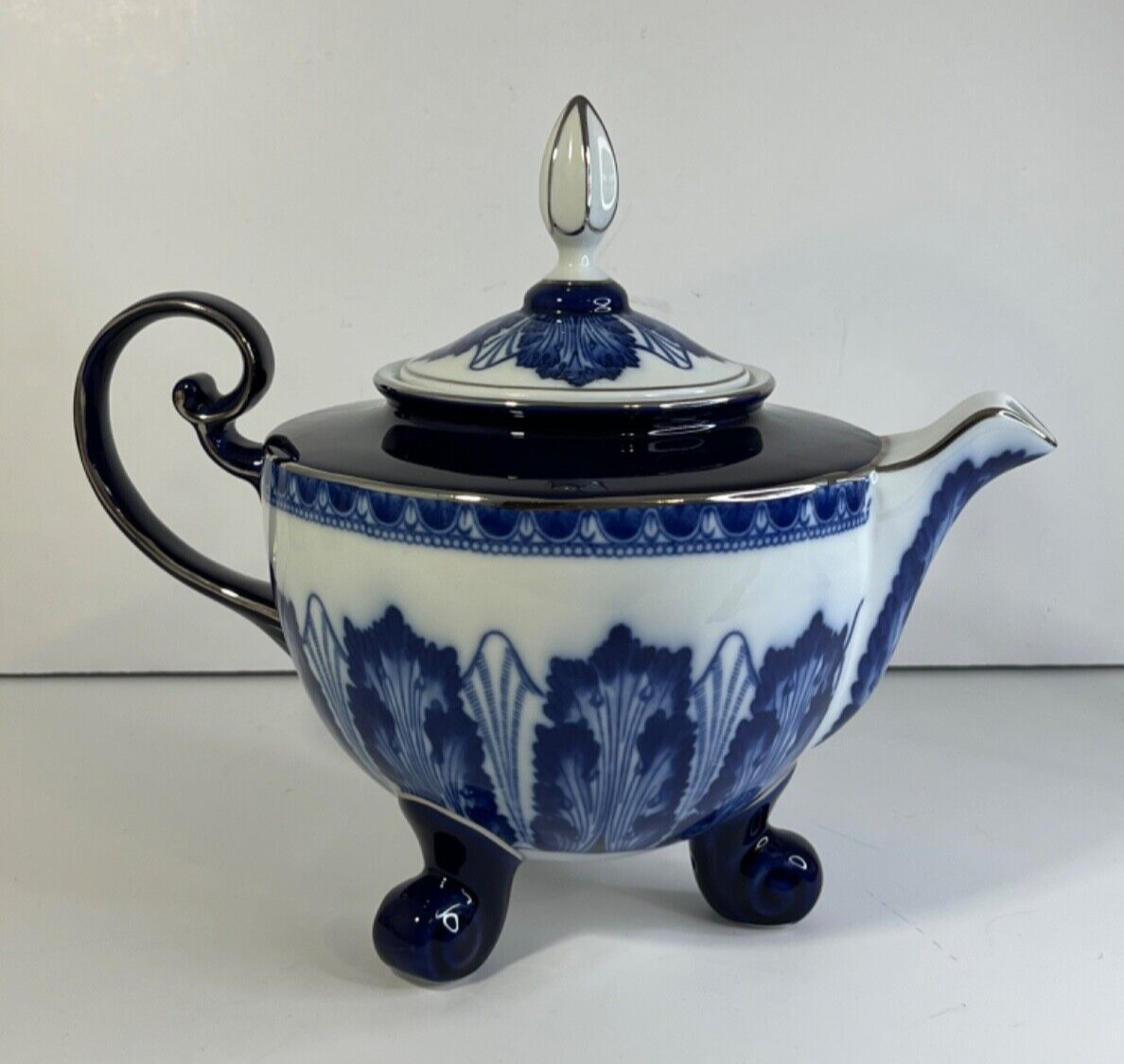 Bombay Co. Arabesque Footed Teapot Cobalt Blue White Platinum Trim | eBay