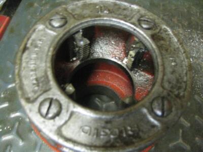 Ridgid 12R 1-1/4" Die Head Ratchet Hand Pipe Threader 700 Power Drive ...