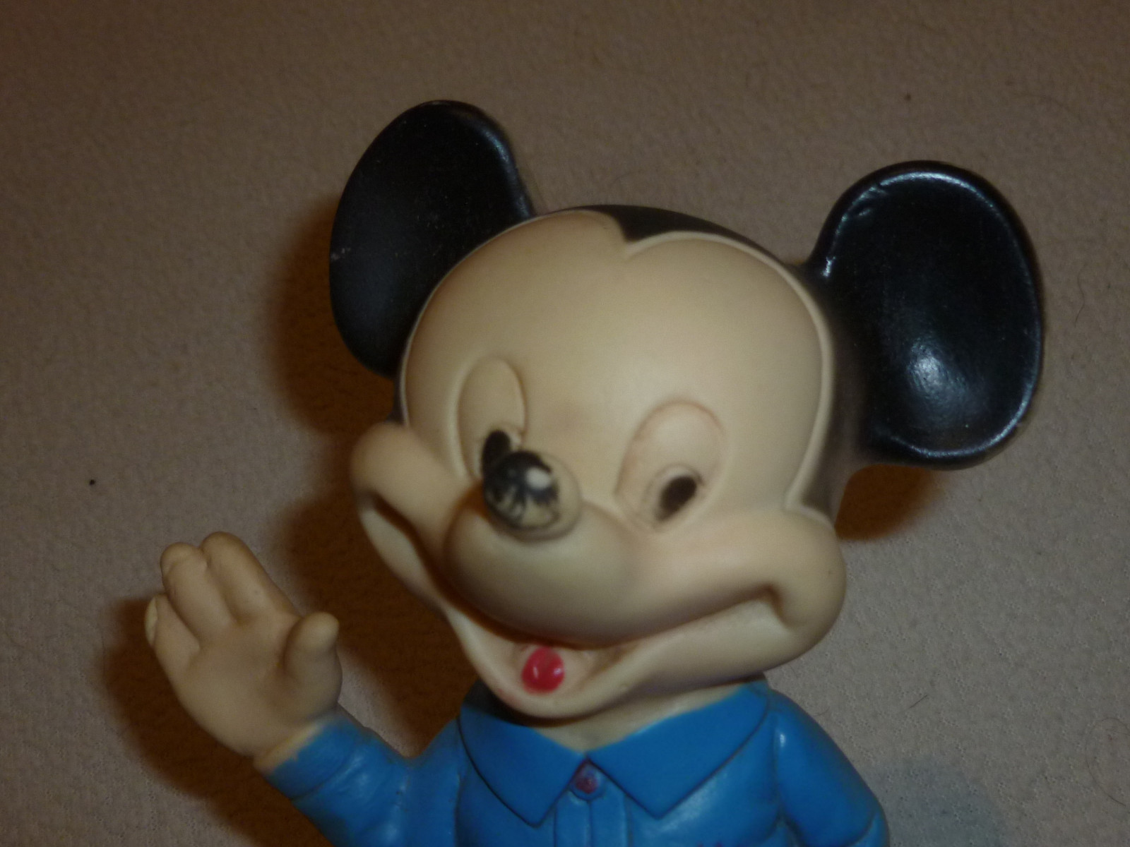 VINTAGE MICKEY MOUSE SQUEAKY TOY 1979 WALT DISNEY RUBBER FIGURE BABY ...