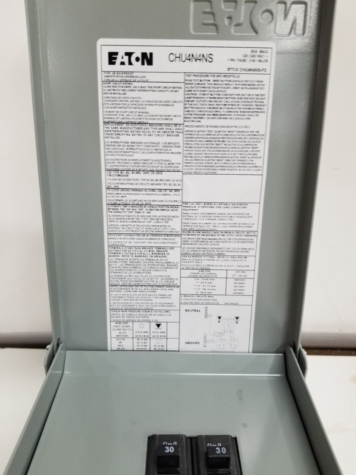 Eaton CHU4N4NS Power Outlet Panel Surface Mount 1 Phase 3 Wire 60A 120 ...