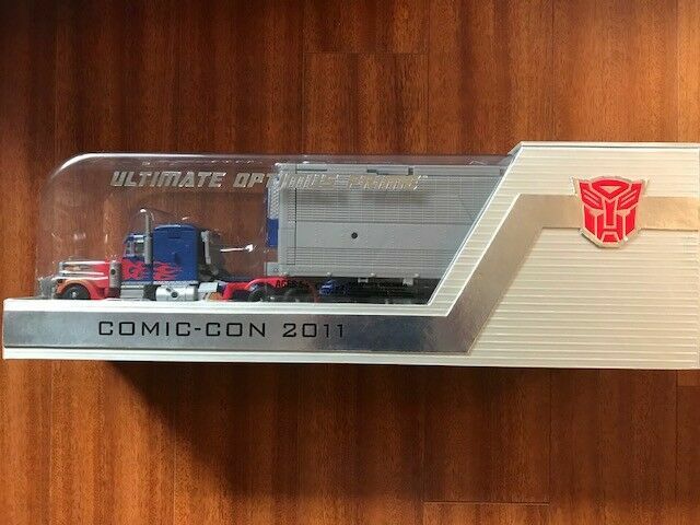 Transformers Dark of The Moon DOTM Ultimate Optimus Prime SDCC 2011 for ...